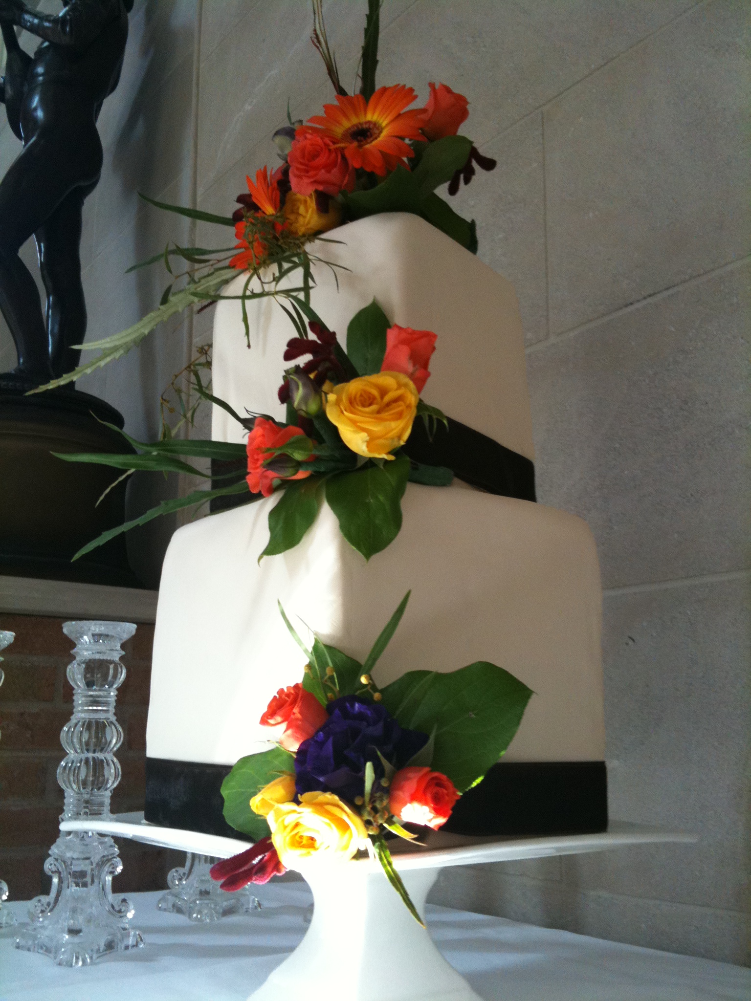 Sùcré Designer Cakes | Custom Cakes For Every Occasion